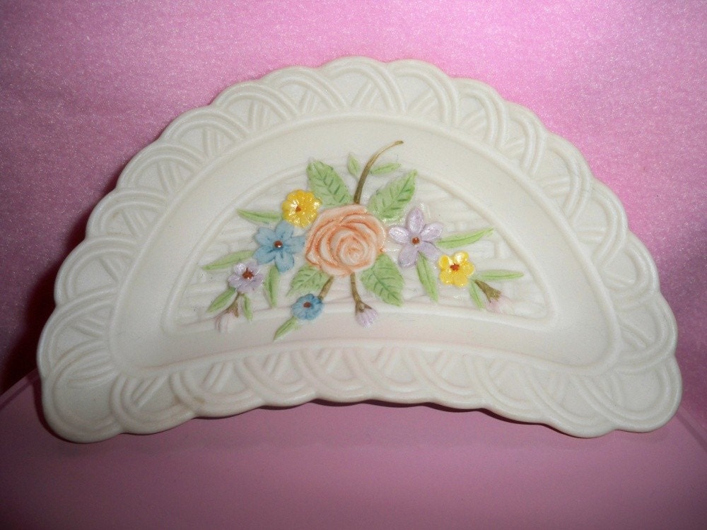 Bone Dish – Lefton Half Moon Decorative Plate – Haute Juice