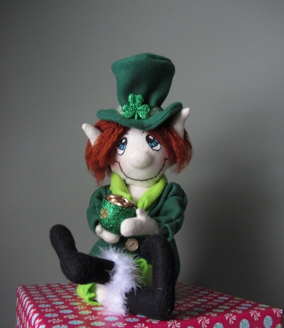 Green Leprechaun/ Irish Elf