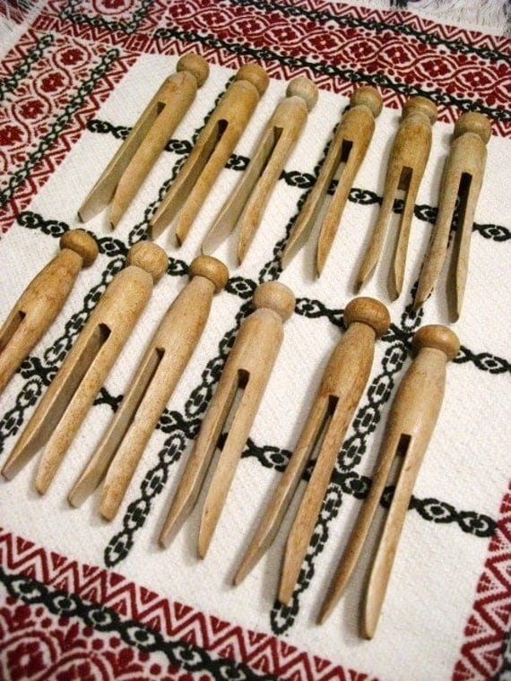 Items similar to Aged Vintage Wooden Clothespins 12 Piece on Etsy
