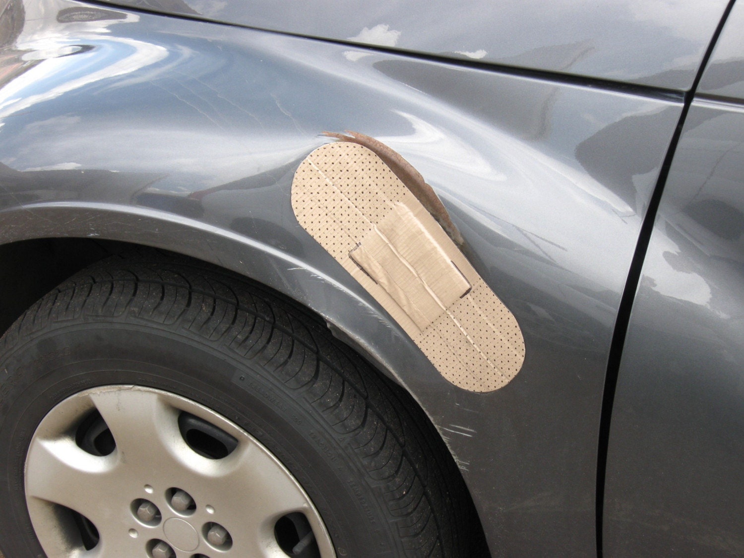 MAGNETIC BANDAID for your CAR...