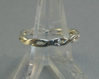NIN tiny silver braid ring