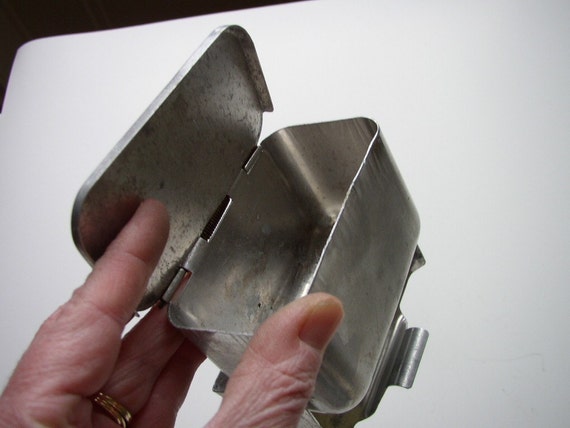 Vintage Bait Baffler Worm Bucket Fishing Box Twin Falls Idaho