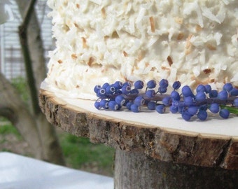 Items similar to 16" tree slice wedding cake stand, great craftsmanship ...