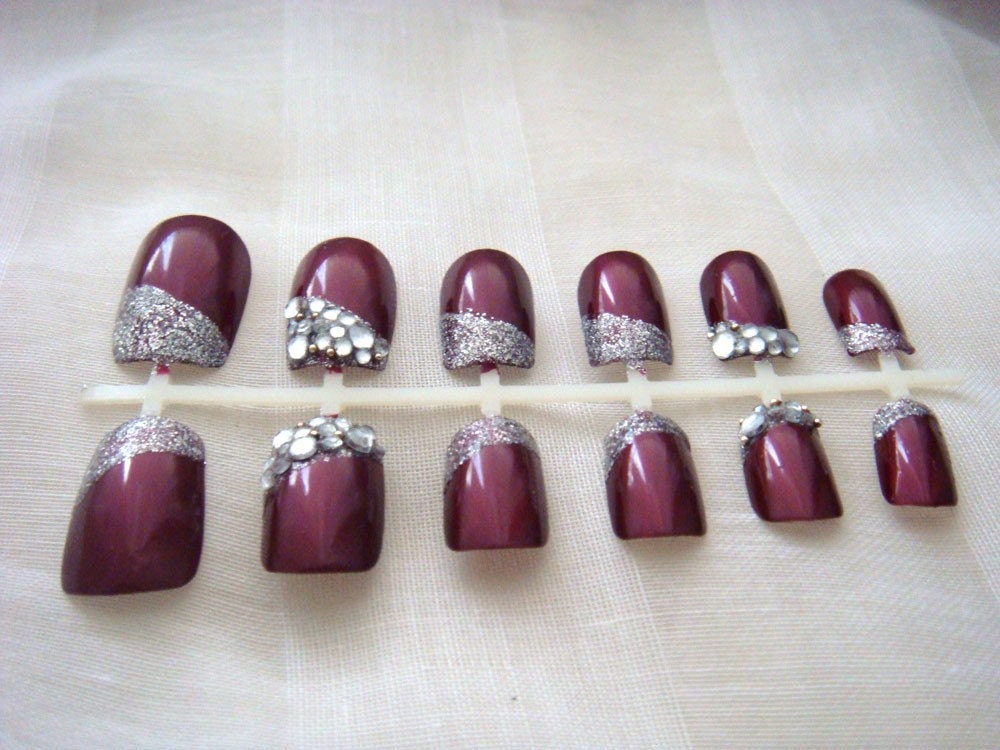 Japanese nail art french tip nails vampire nails silver and
