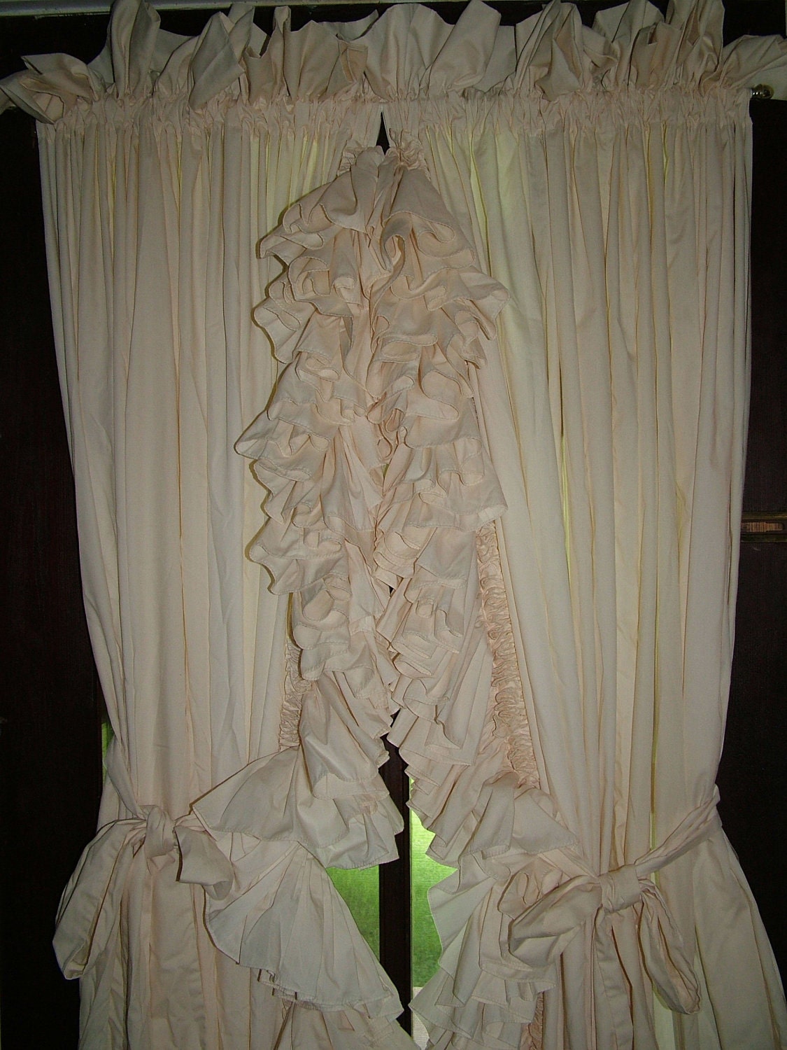Shabby Cottage Vintage Ruffle curtains 180 wide x 94-95 long