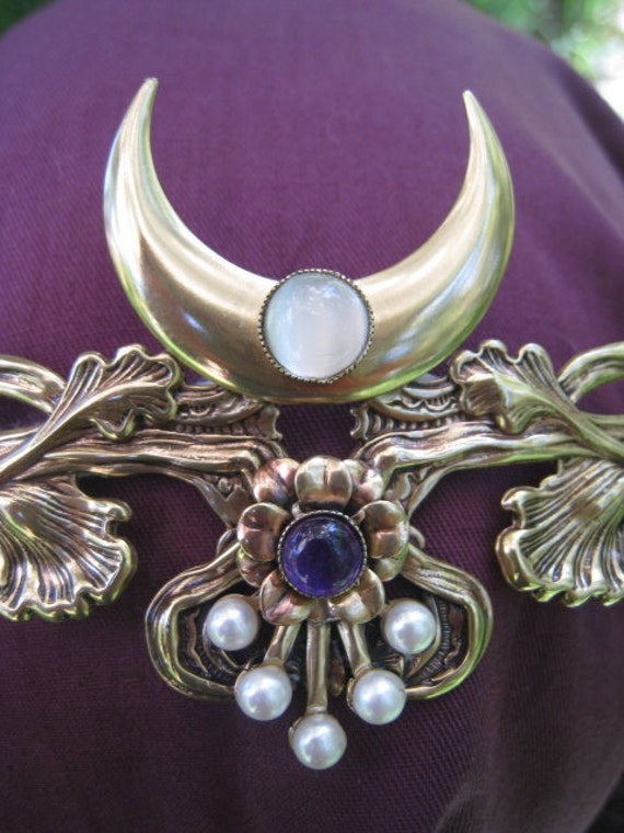 Crescent Moon Crown