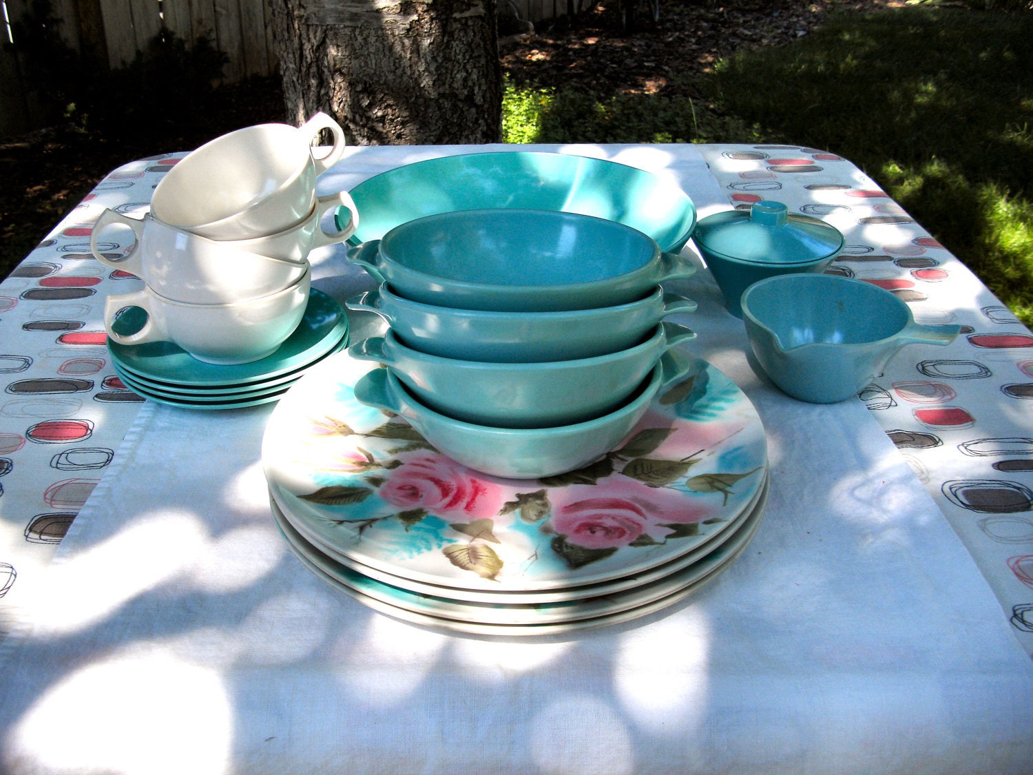 Melamine Melmac Dishes Set Turquoise White and Pink Roses