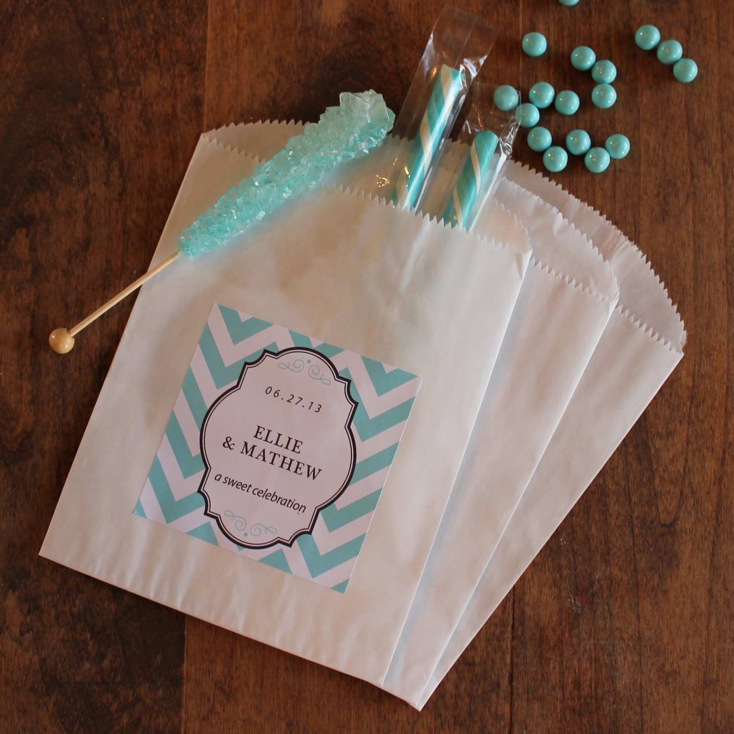 24 Wedding Favor Bags With Personalized Chevron By Thefavorbox