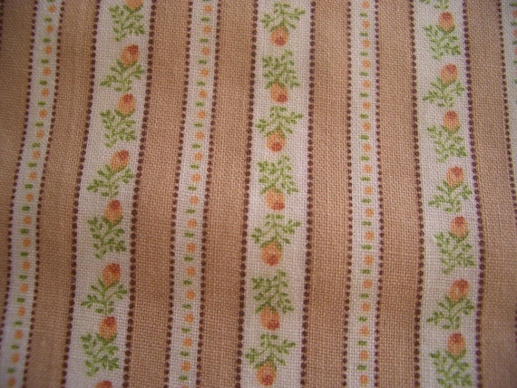 Vintage Calico Fabric Beige Floral Stripe 3.5 Yards