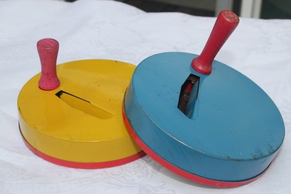 Life of the Party Spinning Noise Maker with Clown