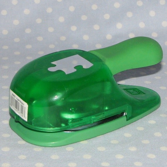 Scrapbooking Punch Jigsaw Puzzle Piece by Paper Shapers