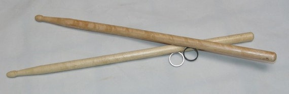 Groove Sticks special drum sticks with ring for spinning