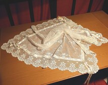 Popular items for square table topper on Etsy