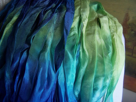 Items similar to 4 YardsHand Dyed CORNFLOWER Ribbon Yarn on Etsy