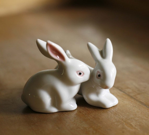 Set of 2 Vintage Ceramic Rabbits