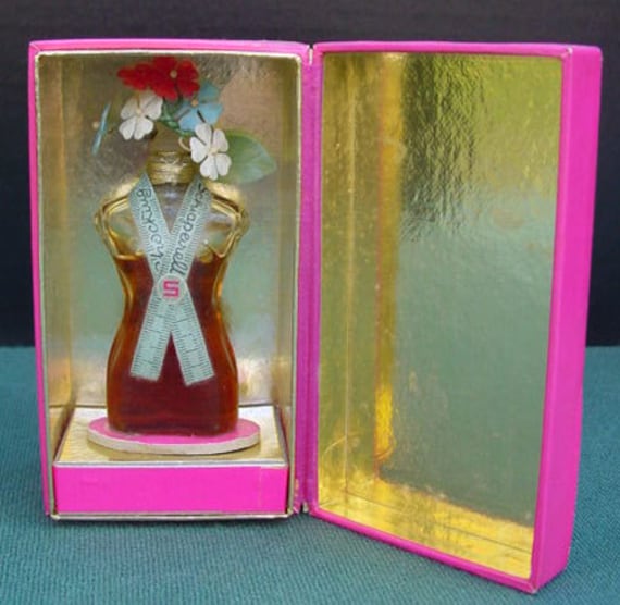Elsa Schiaparelli SHOCKING Perfume Bottle in Original Pink Box