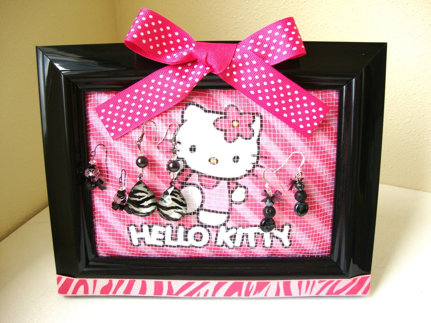 Hello Kitty Jewelry/Earring Holder Display Frame by EventfulSweets
