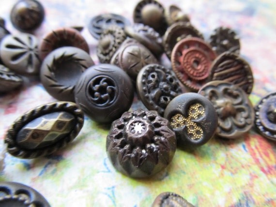 Items similar to Vintage Victorian Metal Buttons on Etsy