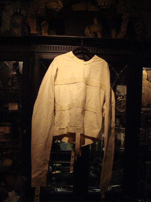 Authentic STRAIGHT JACKET for the Criminally Insane Vintage