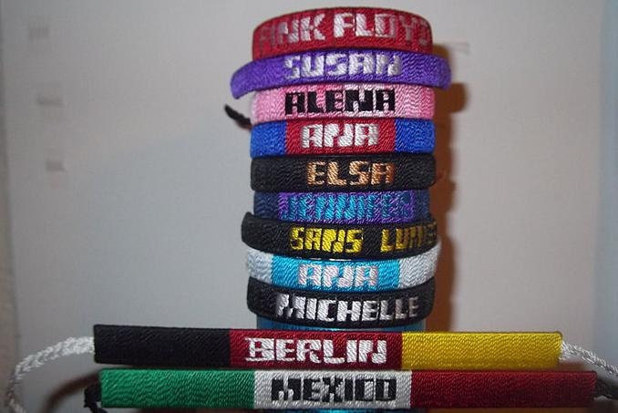 Friendship Bracelets With Names friendship-bracelets-with-names