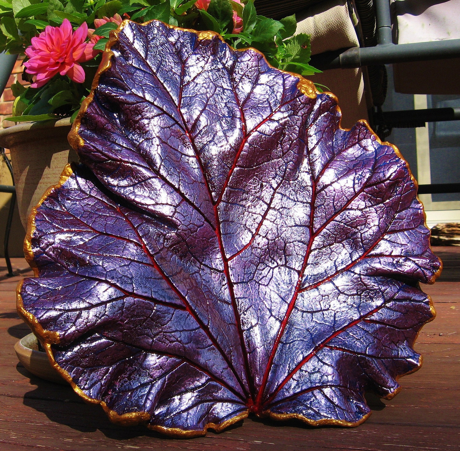 Concrete Rhubarb Leaf casting with FREE display stand