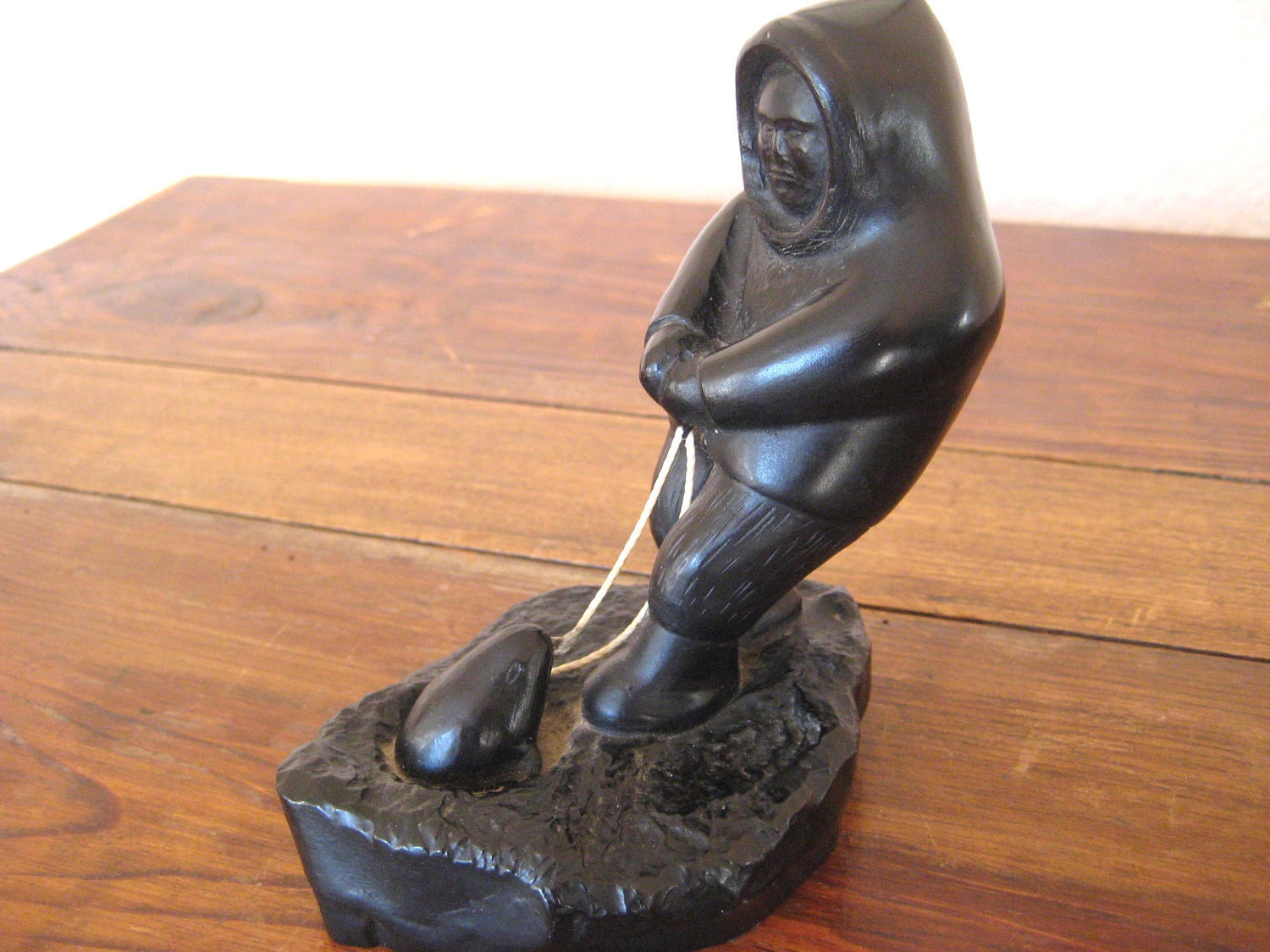 Inuit Eskimo Figurine Ice Fishing Boma Canada