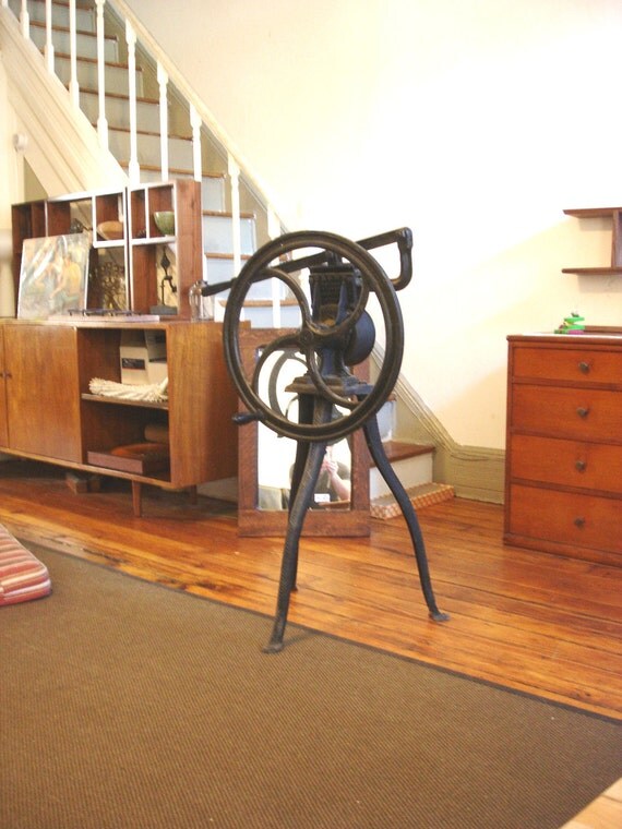 Items similar to Antique Industrial Age Iron Bone Cutter Chicken Feed ...