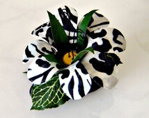 Popular items for rock paperweight on Etsy