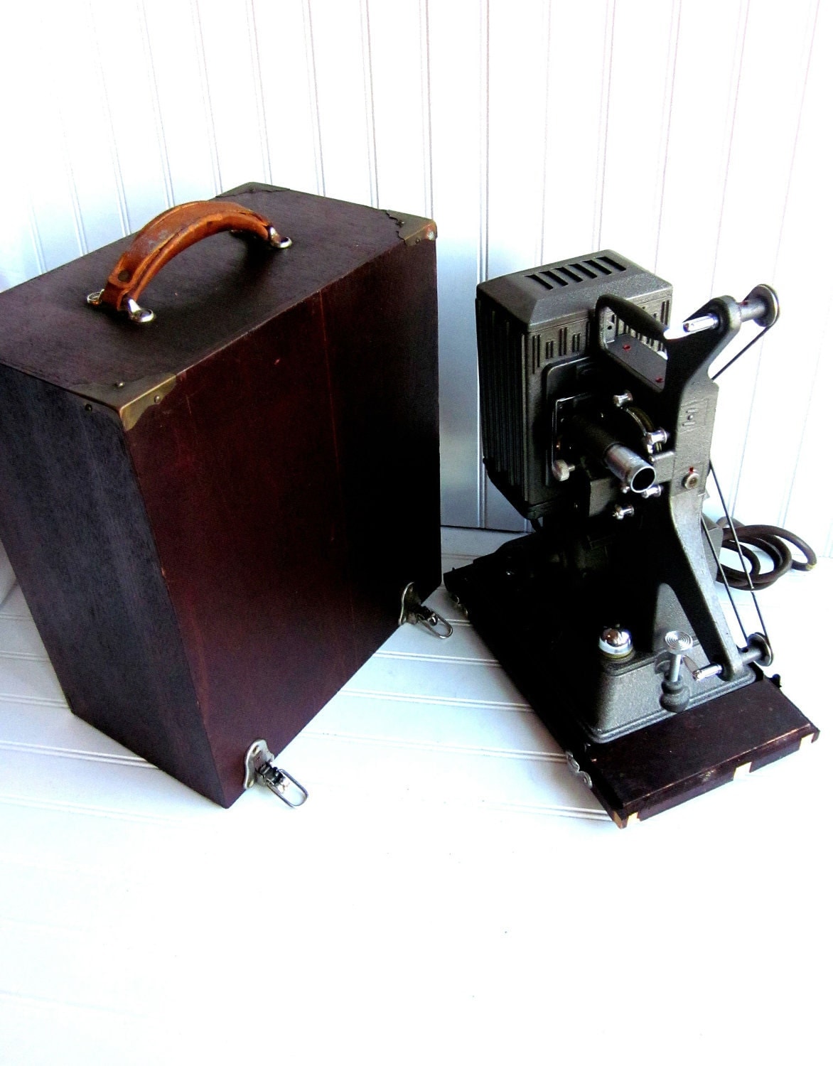 Vintage Projector Keystone Model R8 8mm Film Projector