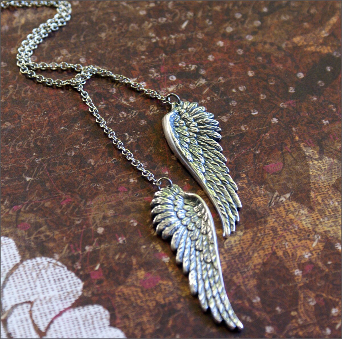 Angel Wing Necklace Lariat Style 30 Chain DETAILED