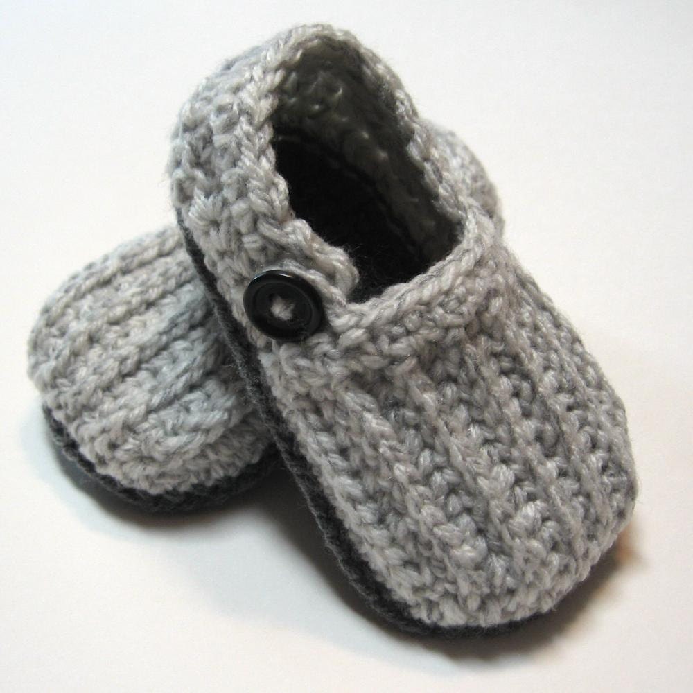 Crochet baby booties. Little loafers. Unisex. Boys booties.