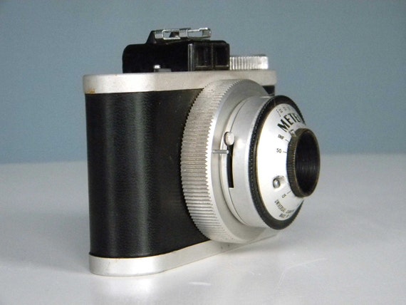 Vintage 1940s Camera Universal Camera Corporation Meteor