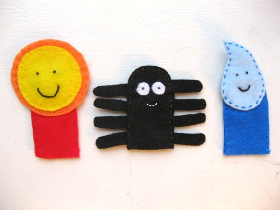 Items similar to Itsy Bitsy Spider Finger Puppets on Etsy