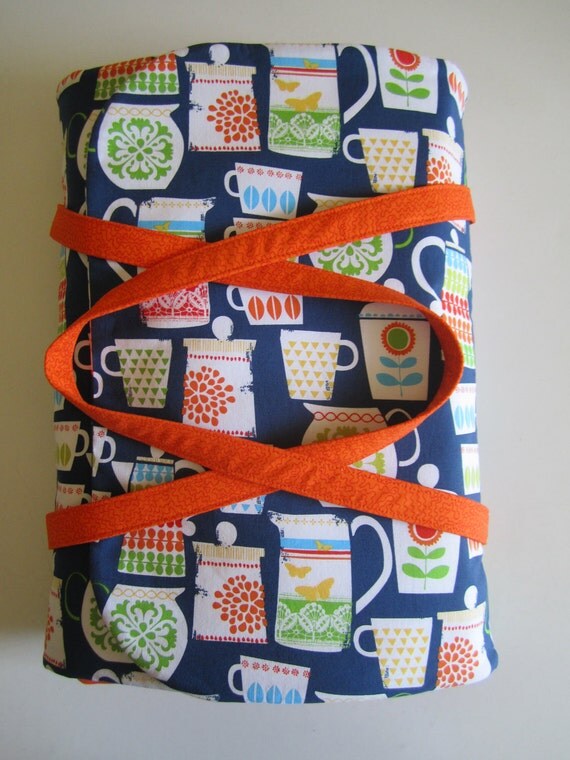 Casserole Cupcake 9x13 Pyrex Insulated Carrier by thequiltedtulip