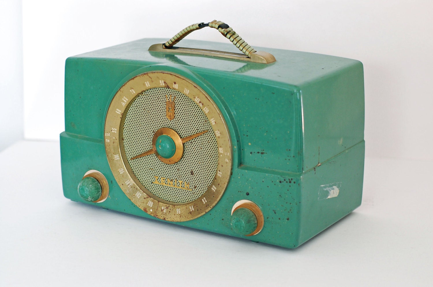 Vintage Radio 1950s Radio Zenith Bakelite