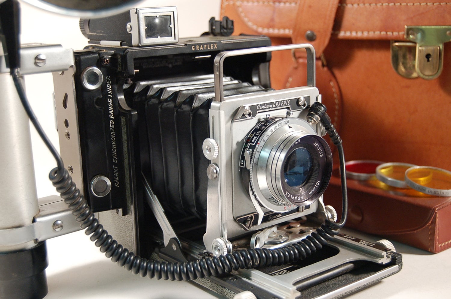 Working Graflex Century Graphic Camera w/GOODIES