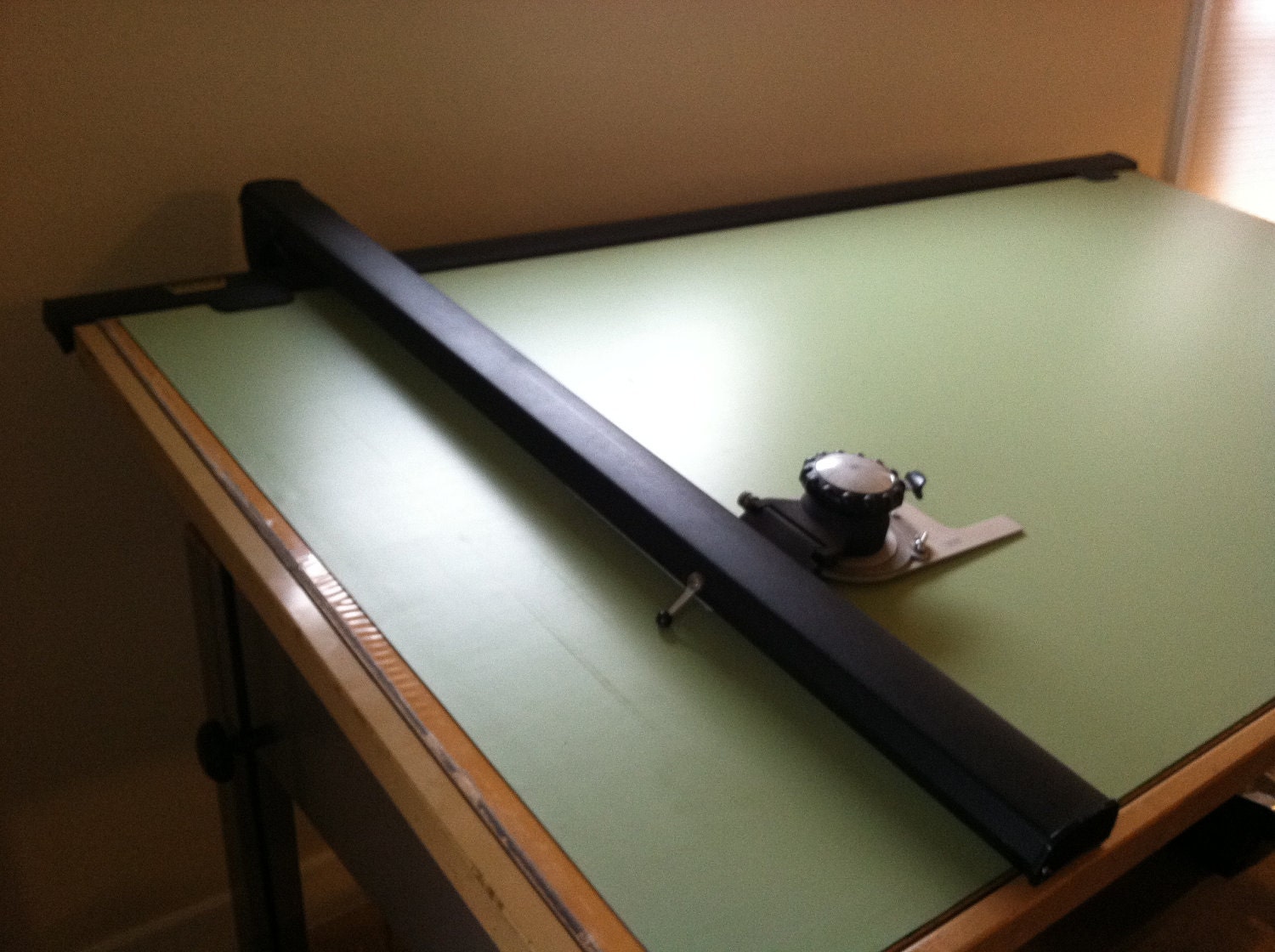 Vintage Vemco Drafting Machine