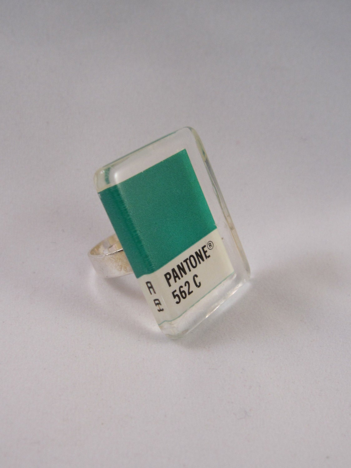 Pantone 562 Glass Tile Ring