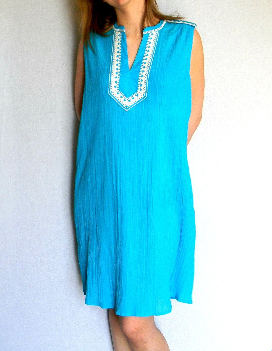 70s Tunic Dress. Shift Dress. Turquoise White by ChickClassique