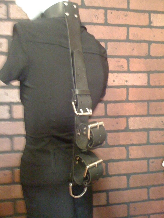 Neck To Wrist Leather Restraint