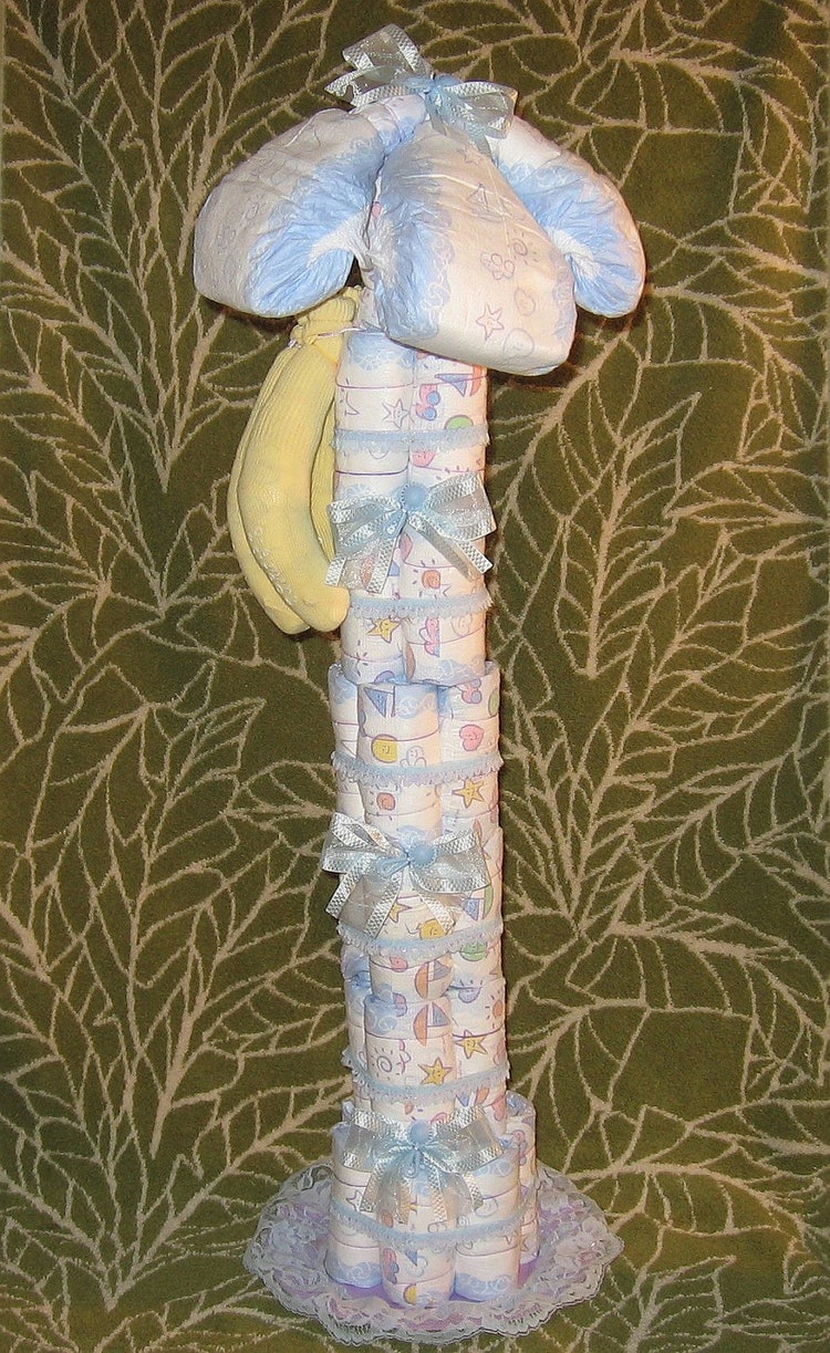 Instructions for a Diaper Banana Tree. Diaper by DiaperZooDesigns