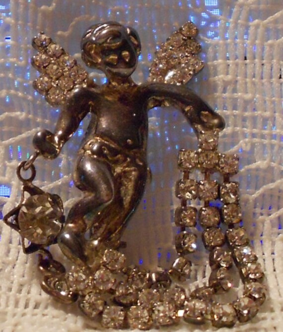 Vintage Angel Rhinestone Brooch Pin by ViksVintageJewelry on Etsy