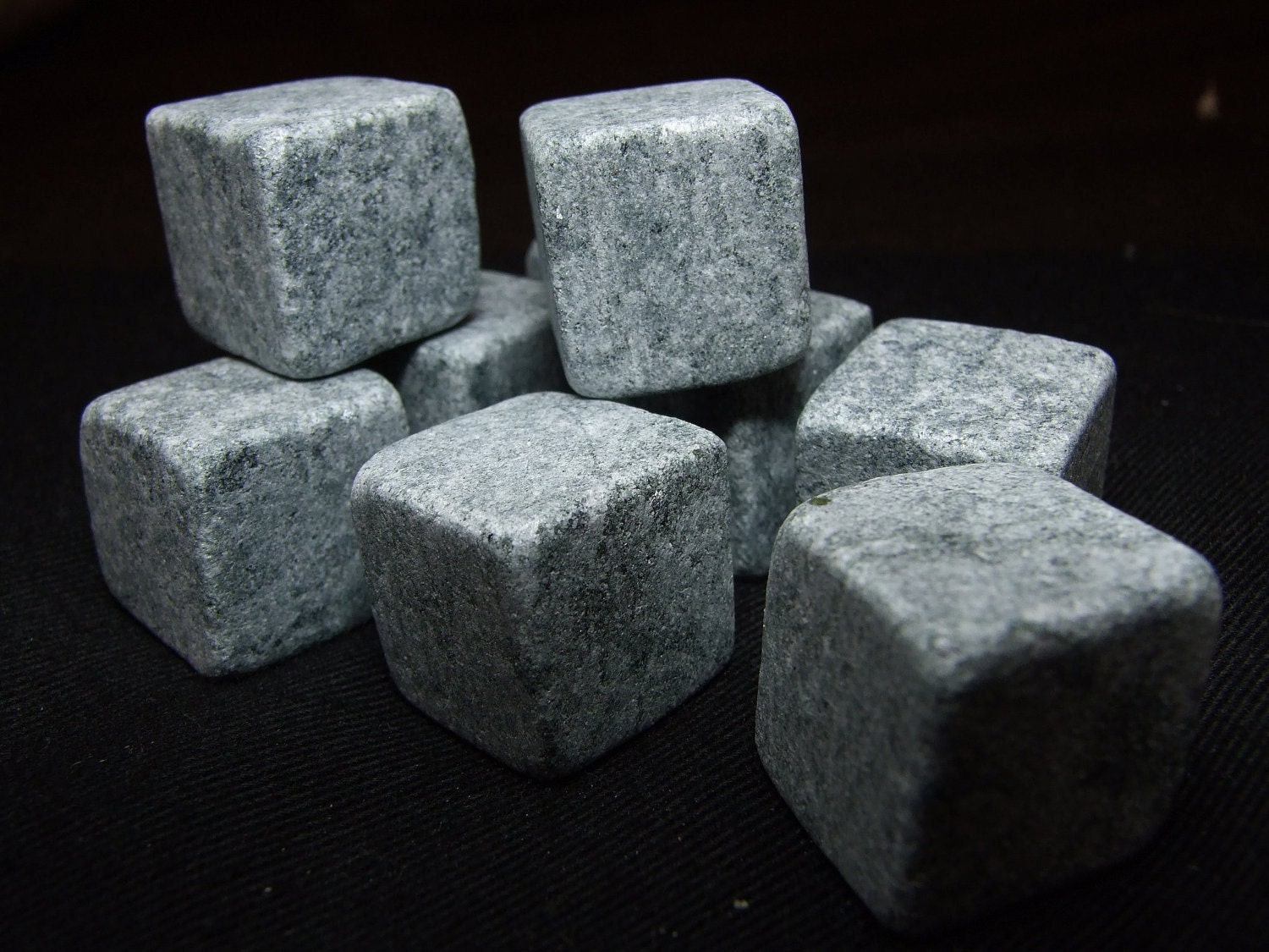 WHISKEY STONES The Perfect Gift Whisky Rocks Scotch