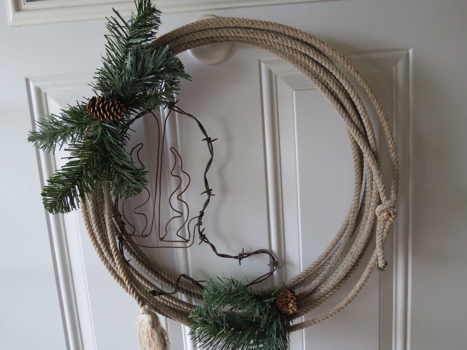 Rustic Cowboy Lasso Rope Wreath w/ Barbed Wire Cowboy Boot