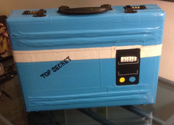 Team Fortress 2 Team Blue Intel Briefcase