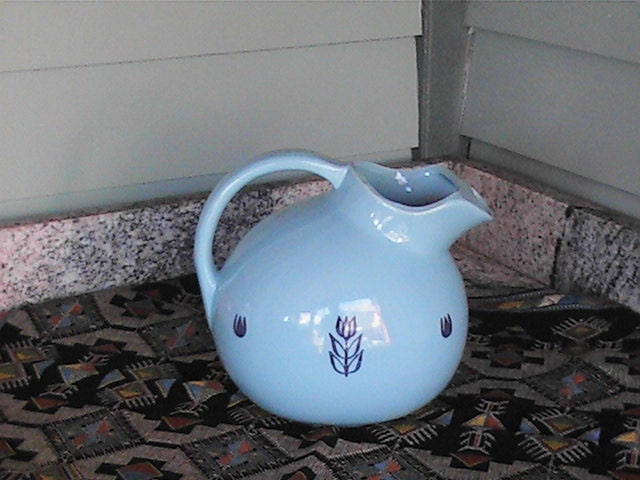 Lovely vintage Cameron Clay Products (Cronin Pottery) Blue Tulip ball ...