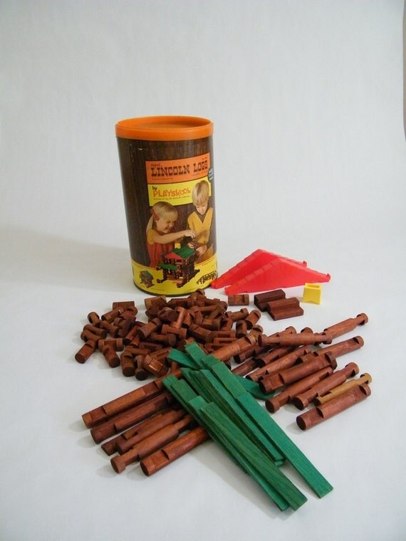 Vintage 1960s Lincoln Logs Set / 116 Pieces