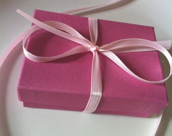 Popular items for pink gift box on Etsy