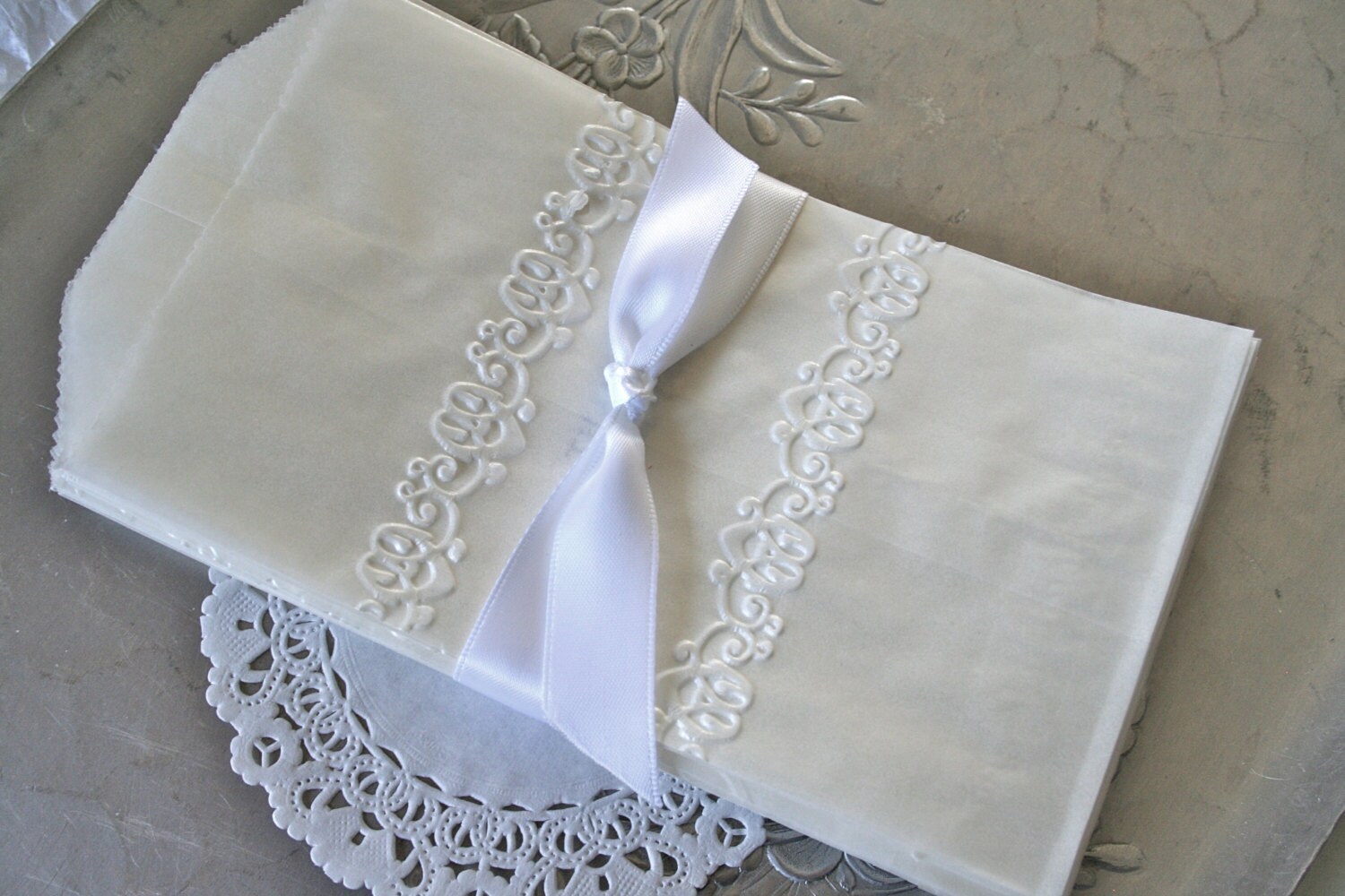 25 Glassine Bags Elegantly Embossed
