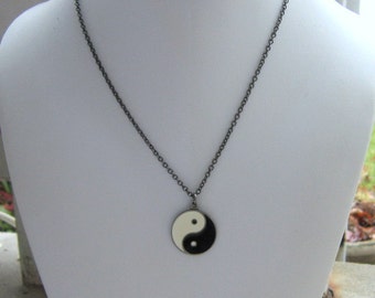 Ying yang necklace | Etsy